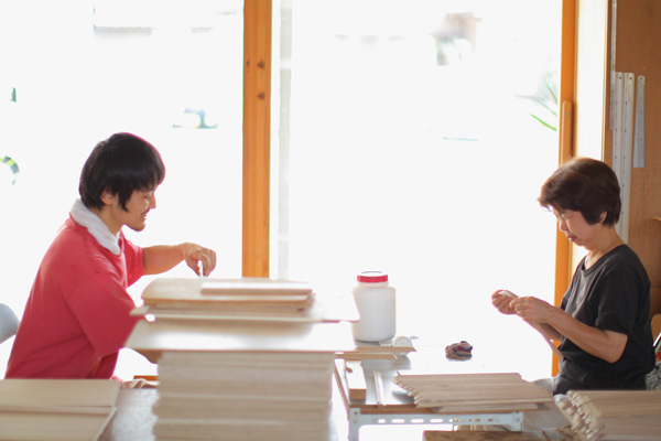 Way.4「伝統と先進を操るつくり手の現場。」 | おしゃれな木の北欧風雑貨ブランド Hacoa（ハコア）