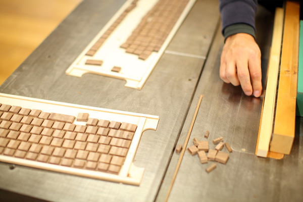 Way.4「伝統と先進を操るつくり手の現場。」 | おしゃれな木の北欧風雑貨ブランド Hacoa（ハコア）