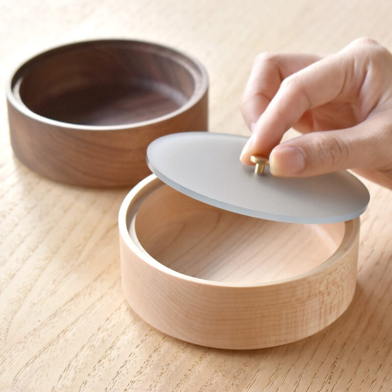 【一部店舗限定】Stackable Round Case | 名入れギフト・木製デザイン雑貨の直営店 Hacoaダイレクトストア
